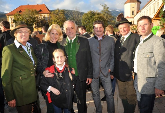Größte steirische Hubertusfeier in Seckau: Murtaler Jäger mit neuen ...
